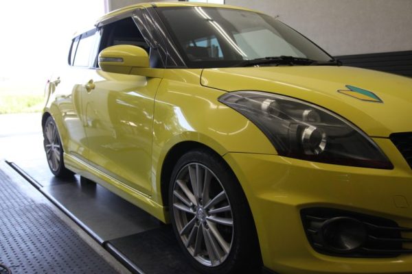 スイフト ZC32 エスペリアダウンサス取り付けと四輪アライメント ｜ カー用品持込取り付け専門店 フラットフィールド ・四輪アライメント・サスペンション交換