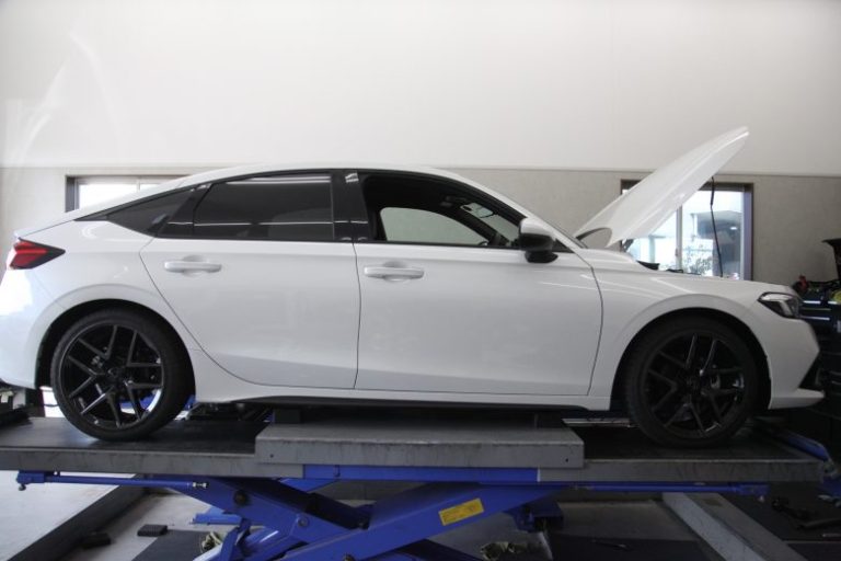 シビック FL1 SPOONスプリング交換と四輪アライメント ｜ カー用品持込取り付け専門店 フラットフィールド ・四輪アライメント・サスペンション交換