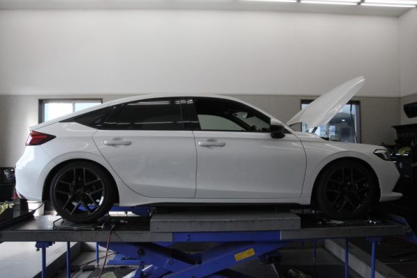 シビック FL1 SPOONスプリング交換と四輪アライメント ｜ カー用品持込取り付け専門店 フラットフィールド ・四輪アライメント・サスペンション交換